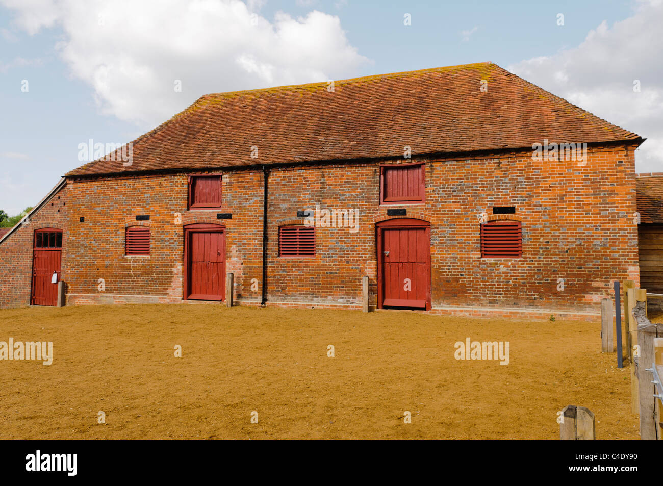 Basing house english civil war hi-res stock photography and images - Alamy