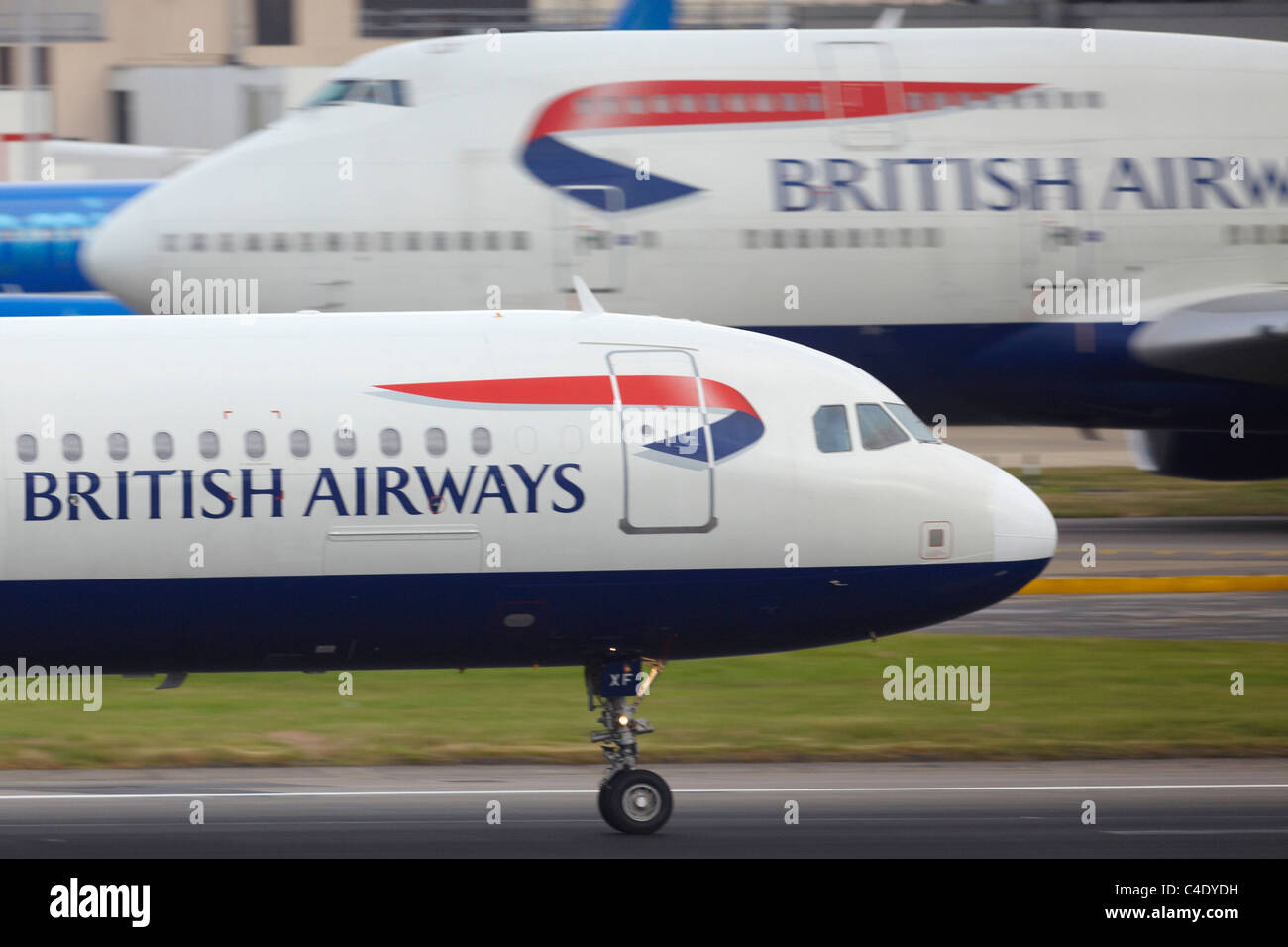 British Airways Airbus A321 nose and 747 Aeroplane at London Heathrow ...