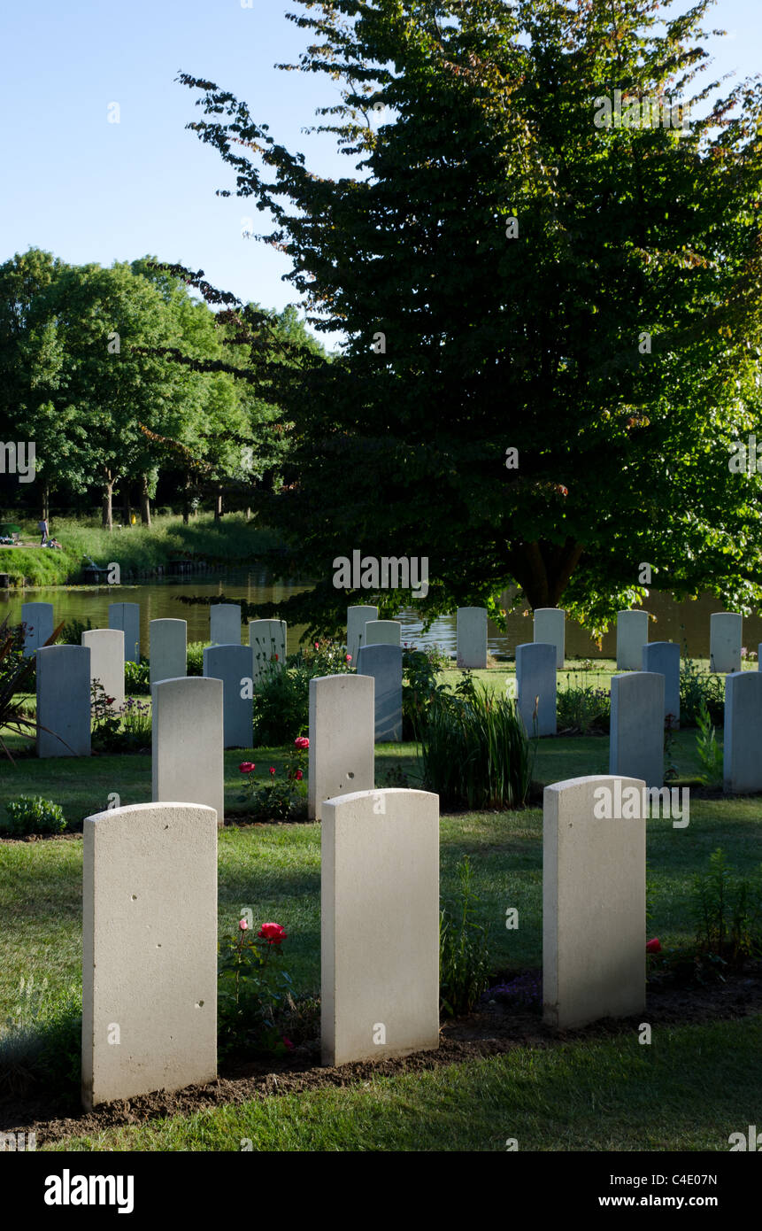 British and Commonwealth war graves in Ramparts Cemetery, Ypres Stock ...