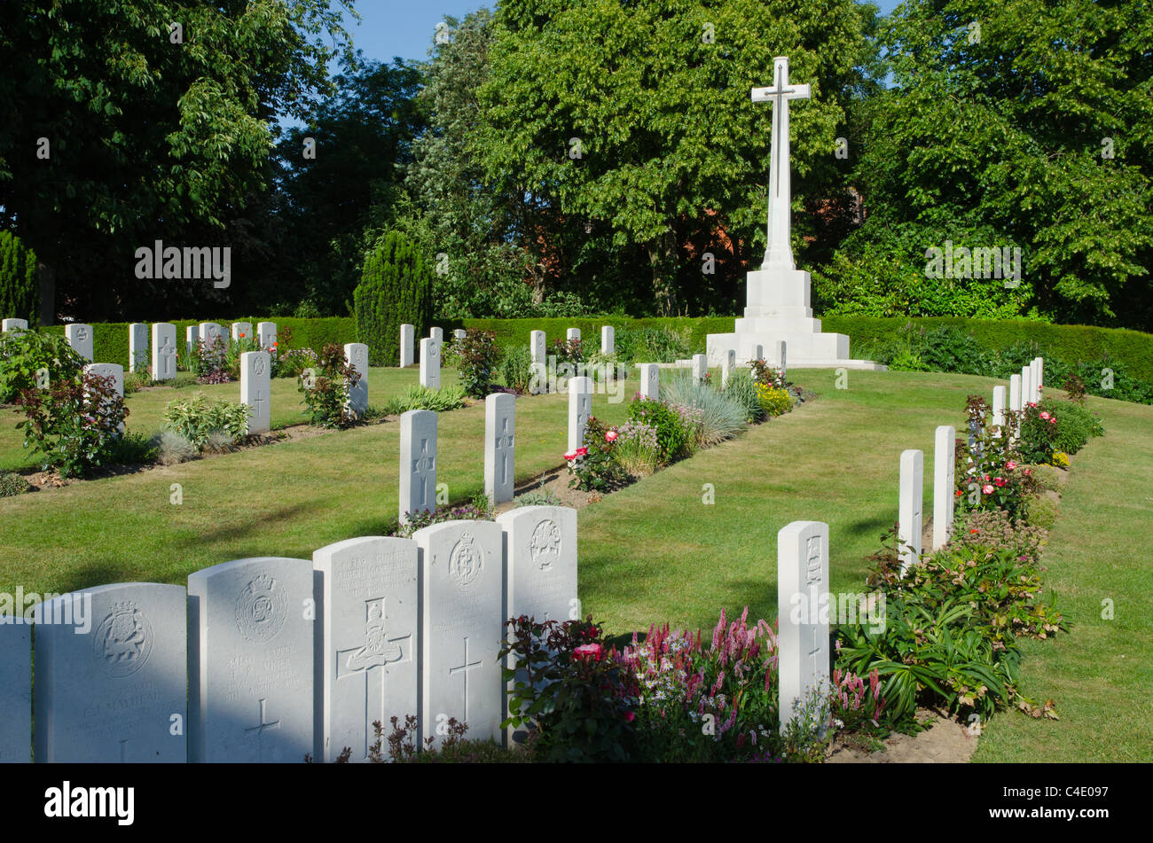 British and Commonwealth war graves in Ramparts Cemetery, Ypres Stock ...