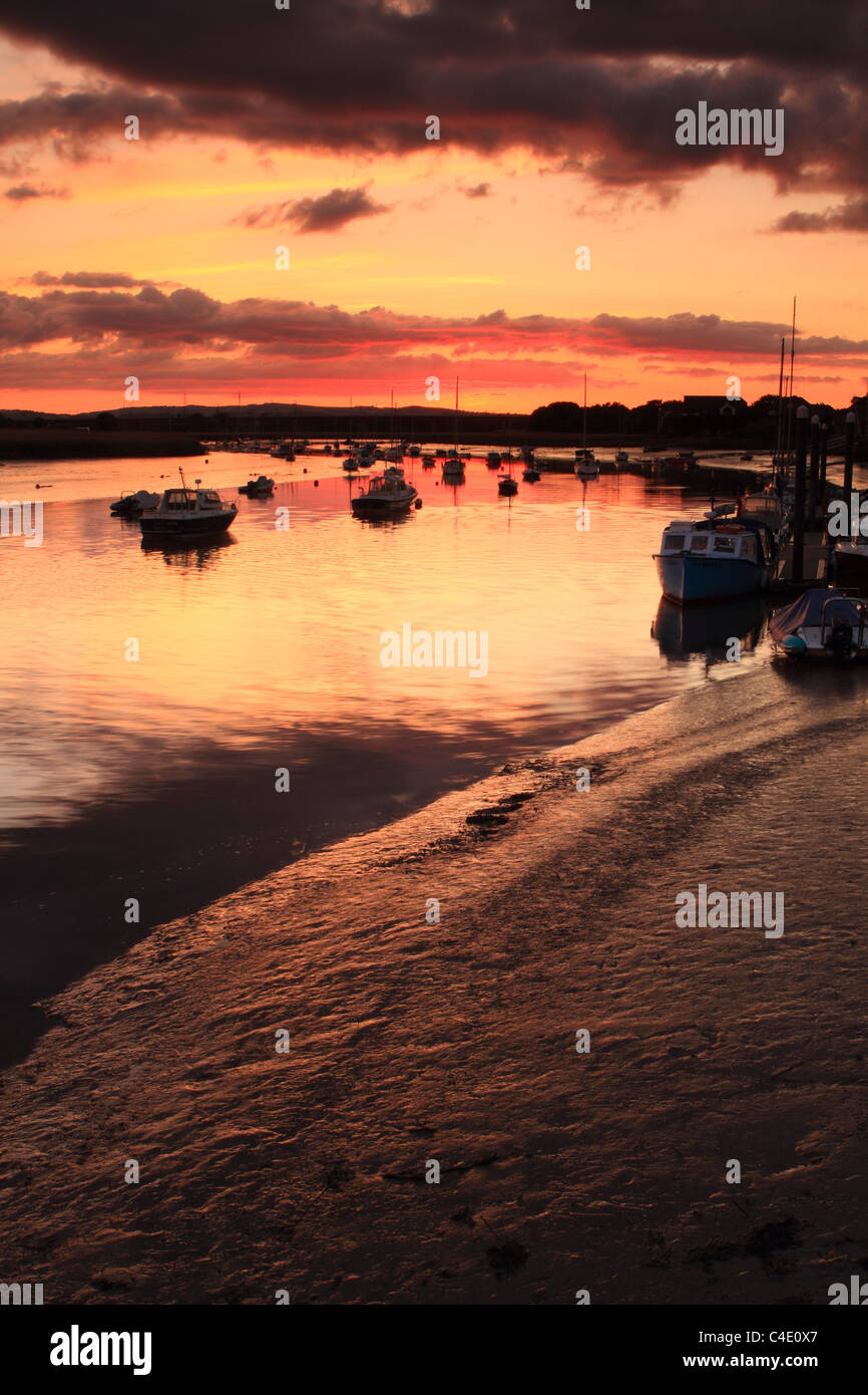 Topsham summer sunset on outgoing tide, view from quay towards Exeter ...