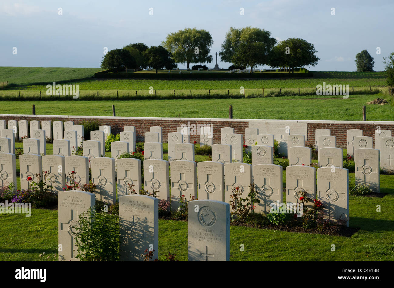 Scenic cemeteries hi-res stock photography and images - Alamy