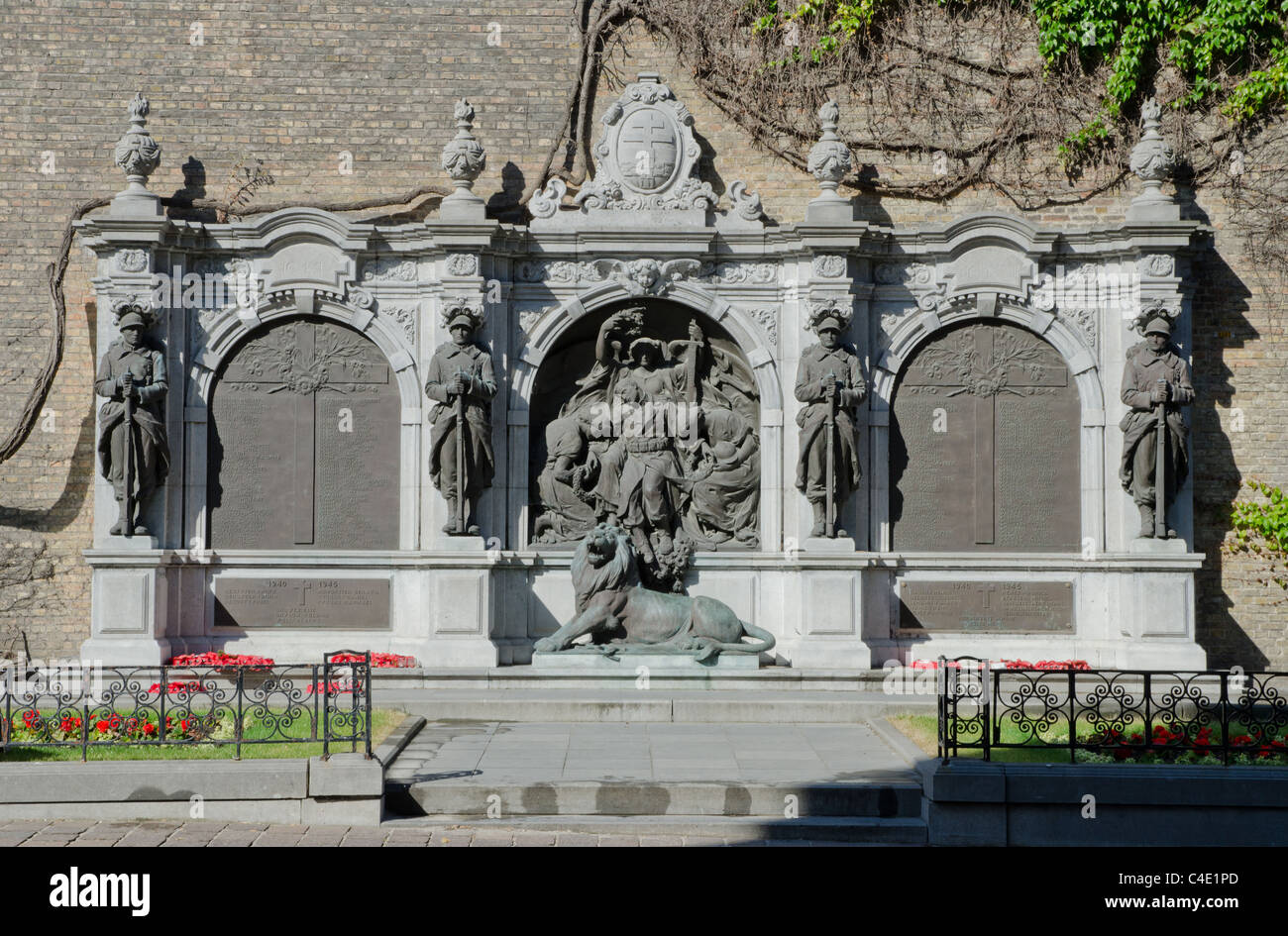 Ypres town hi-res stock photography and images - Alamy