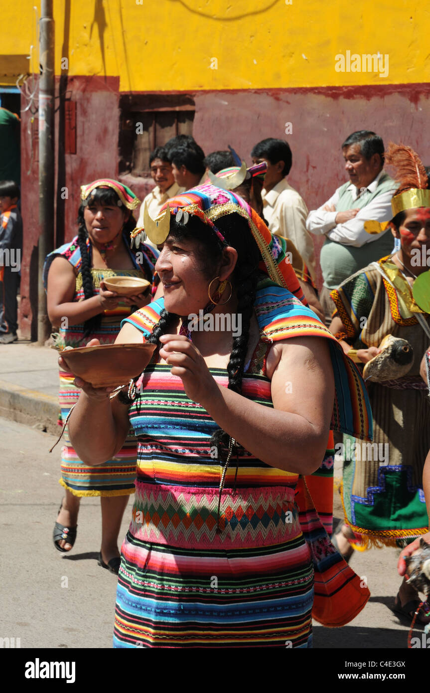 Incan dress hi-res stock photography and images - Alamy