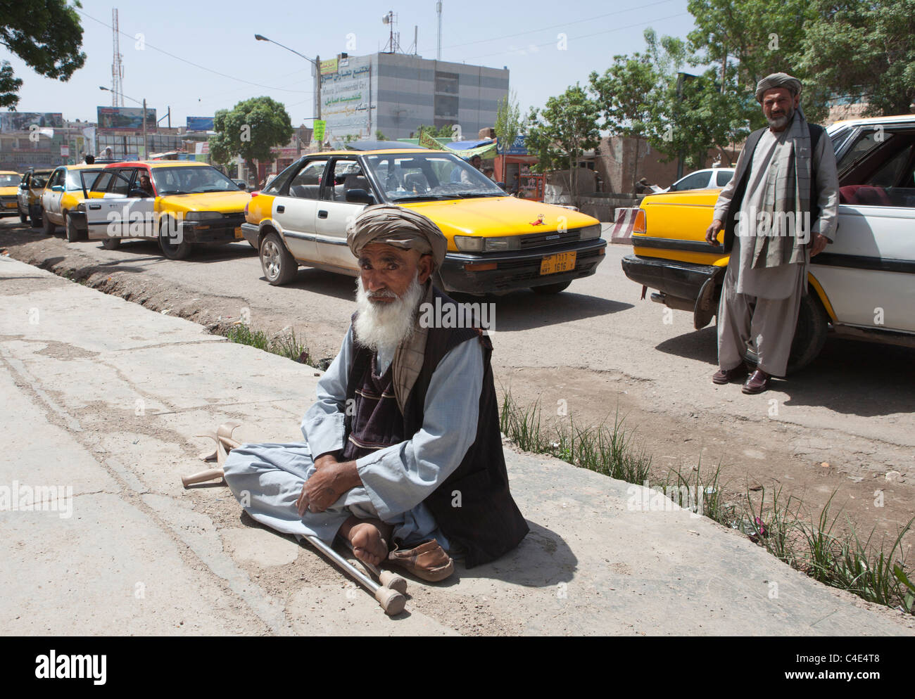 Begger hi-res stock photography and images - Alamy