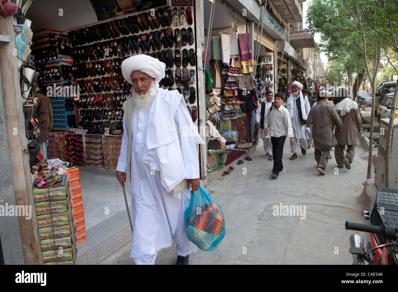 Shop in herat afghanistan hi-res stock photography and images - Alamy