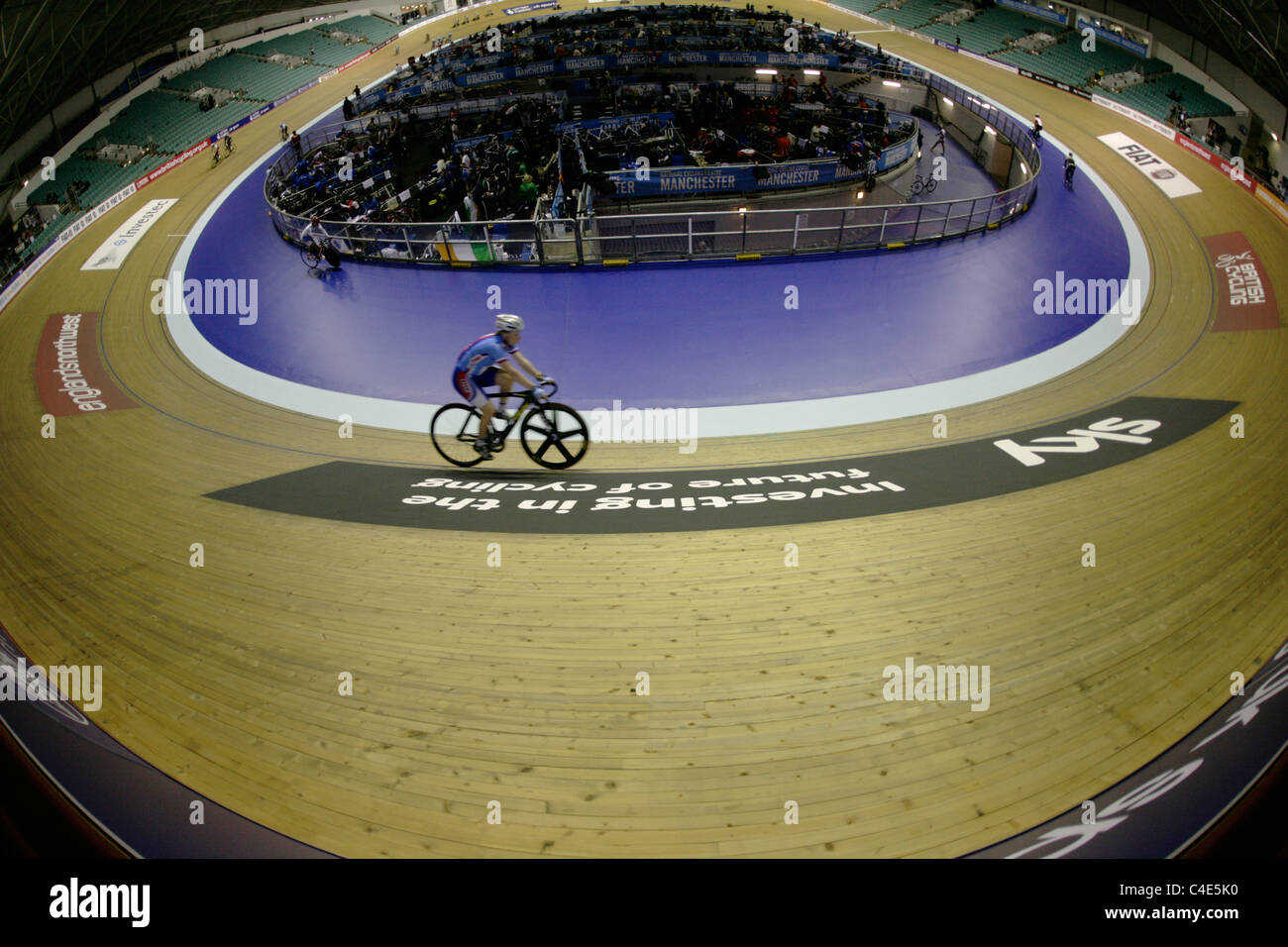 UCI Track Cycling World Cup Competition Manchester Velodrome Feb 2011 ...
