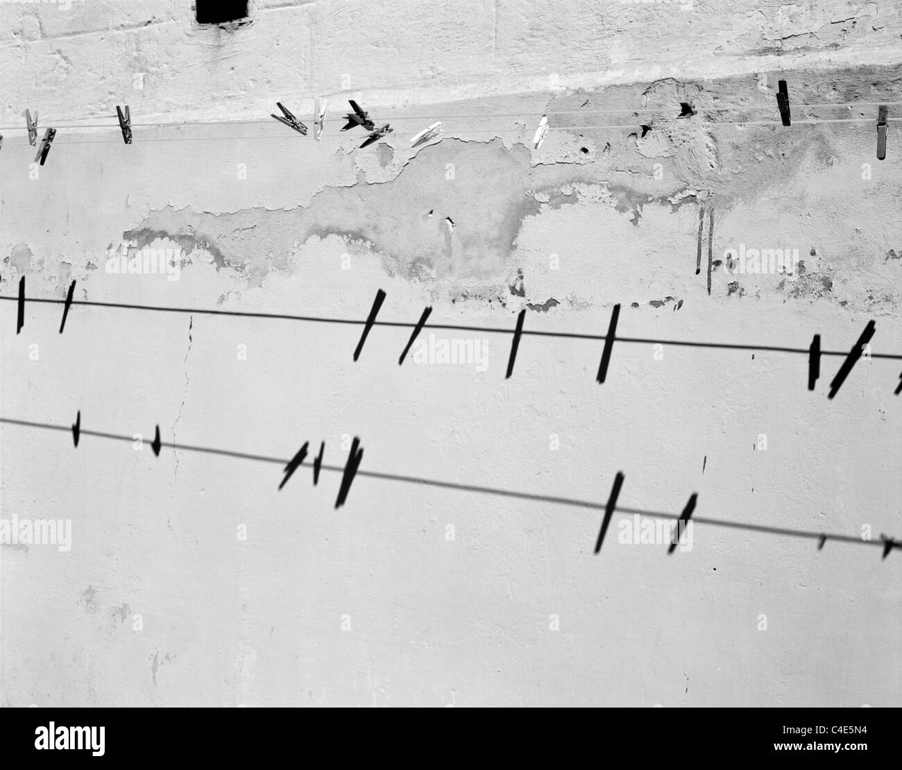 Empty clothesline Black and White Stock Photos & Images - Alamy