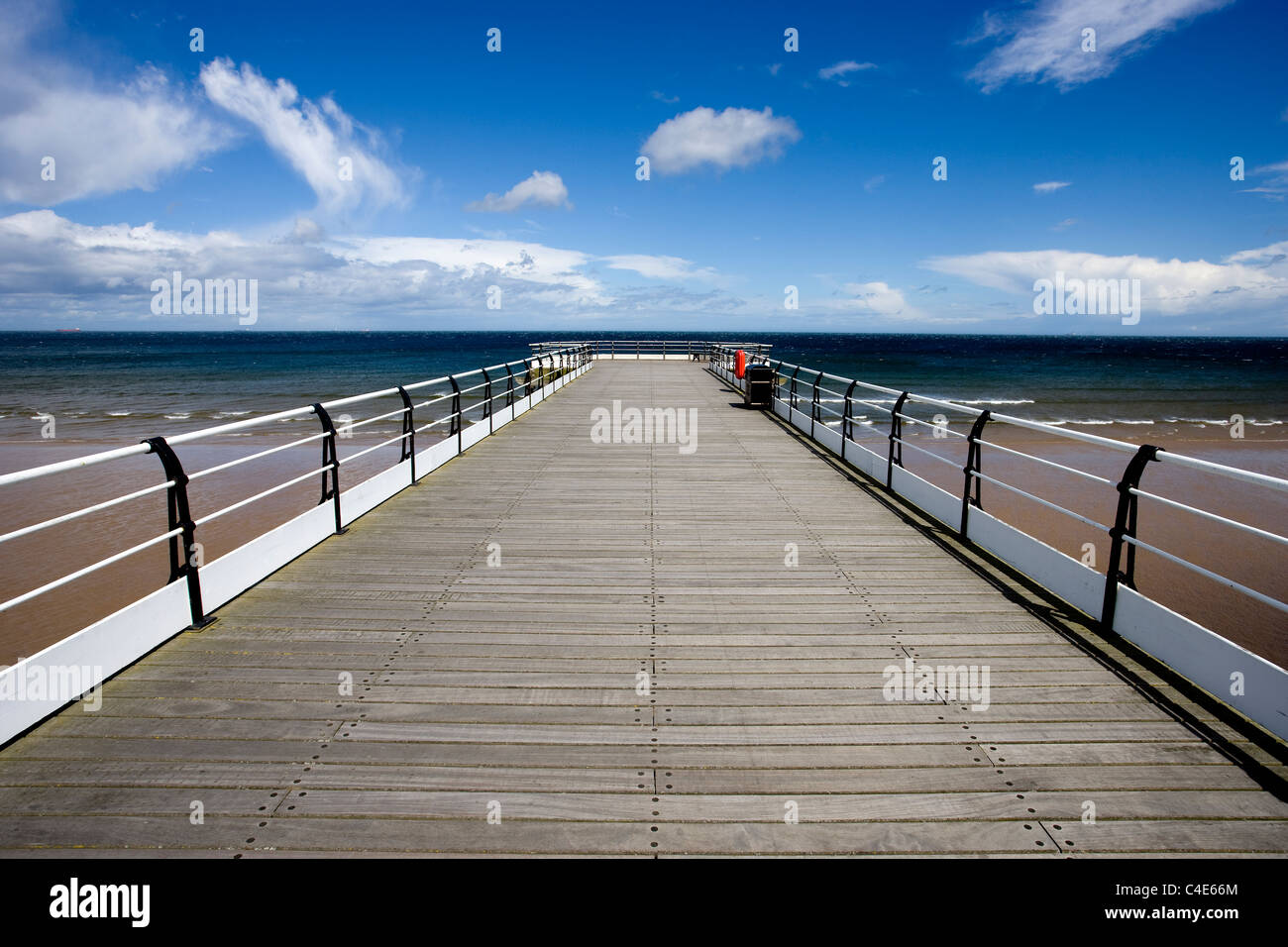Saltburn beach photography hi-res stock photography and images - Alamy