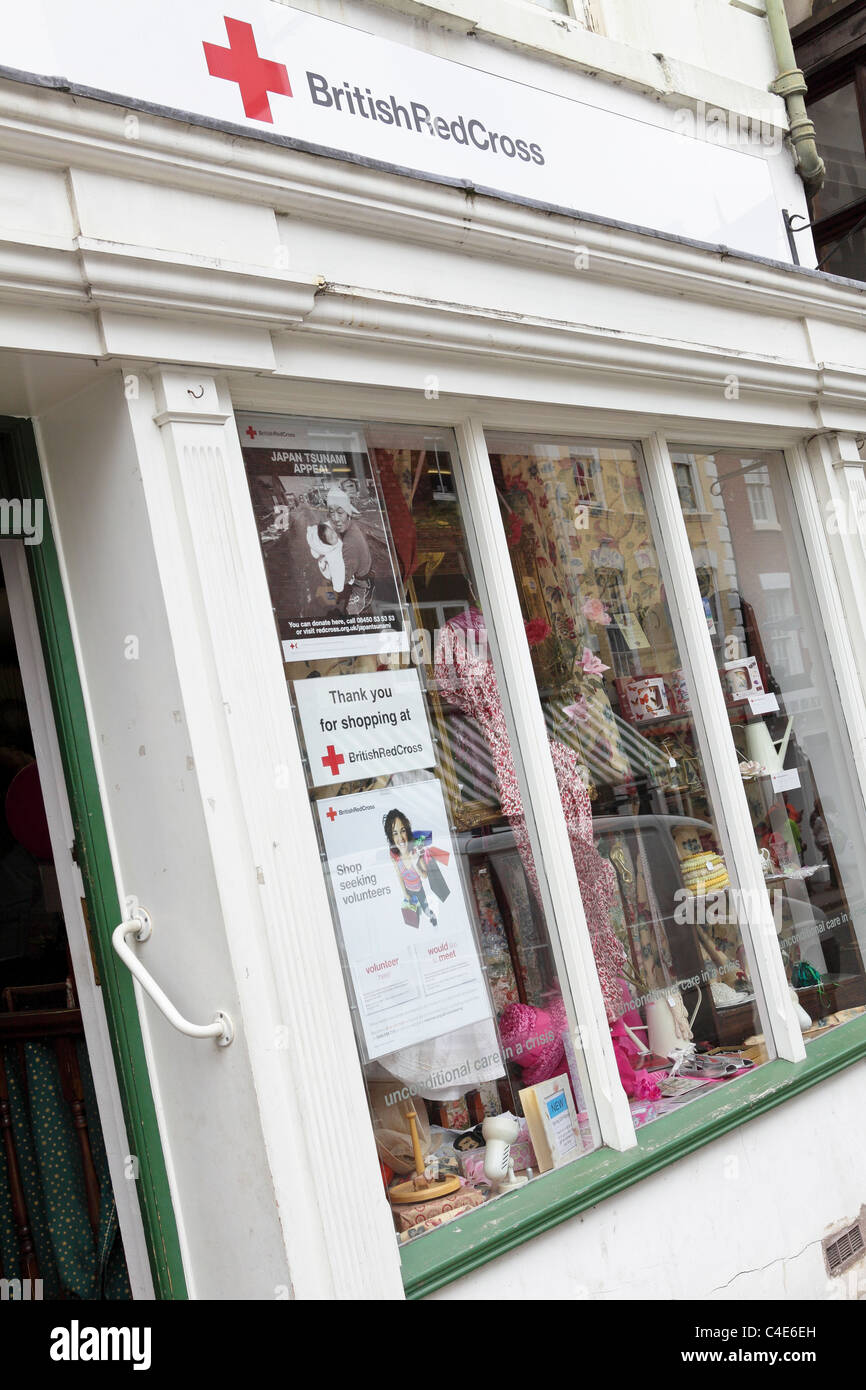 British red cross charity shop hi-res stock photography and images - Alamy
