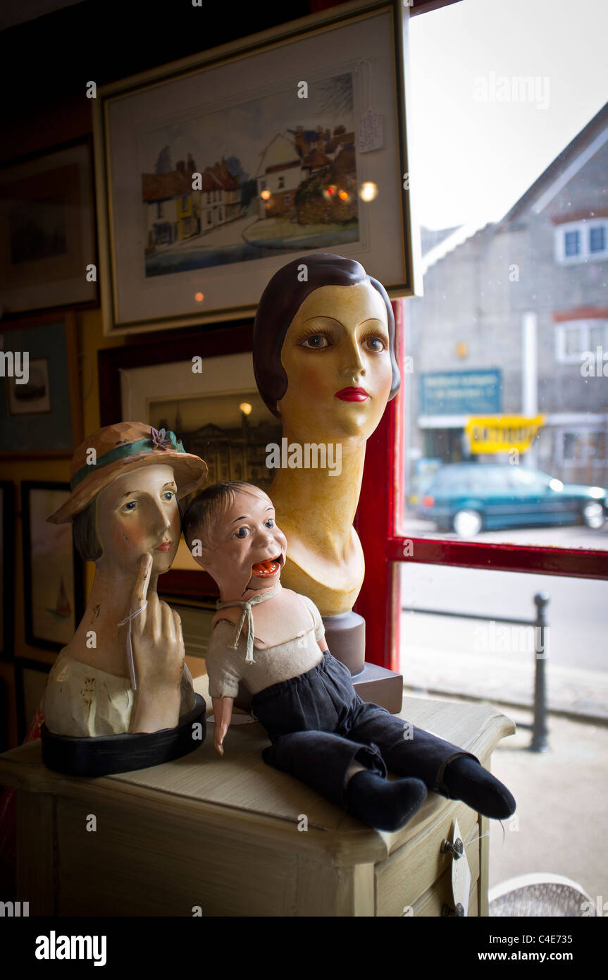Dolls in shop window display hi-res stock photography and images - Alamy