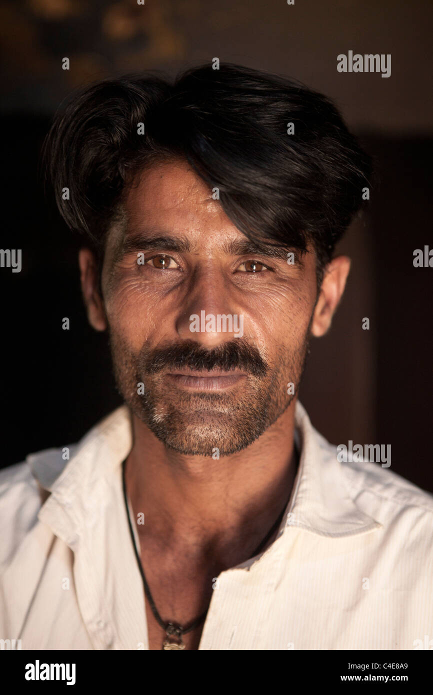 Christian man in Pakistan Stock Photo - Alamy