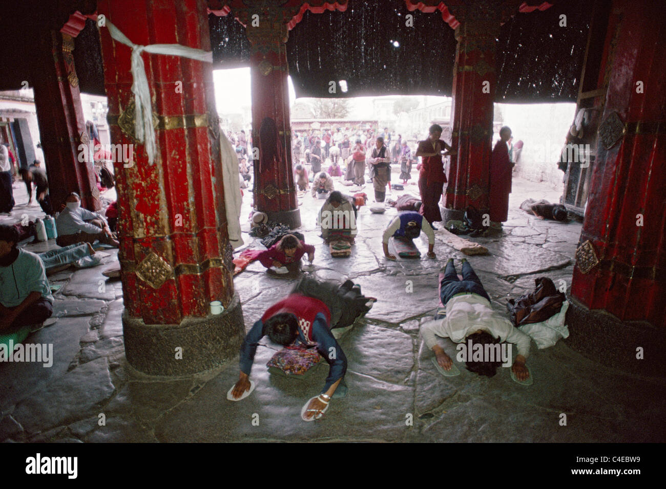 Prostration prostrating hi-res stock photography and images - Alamy