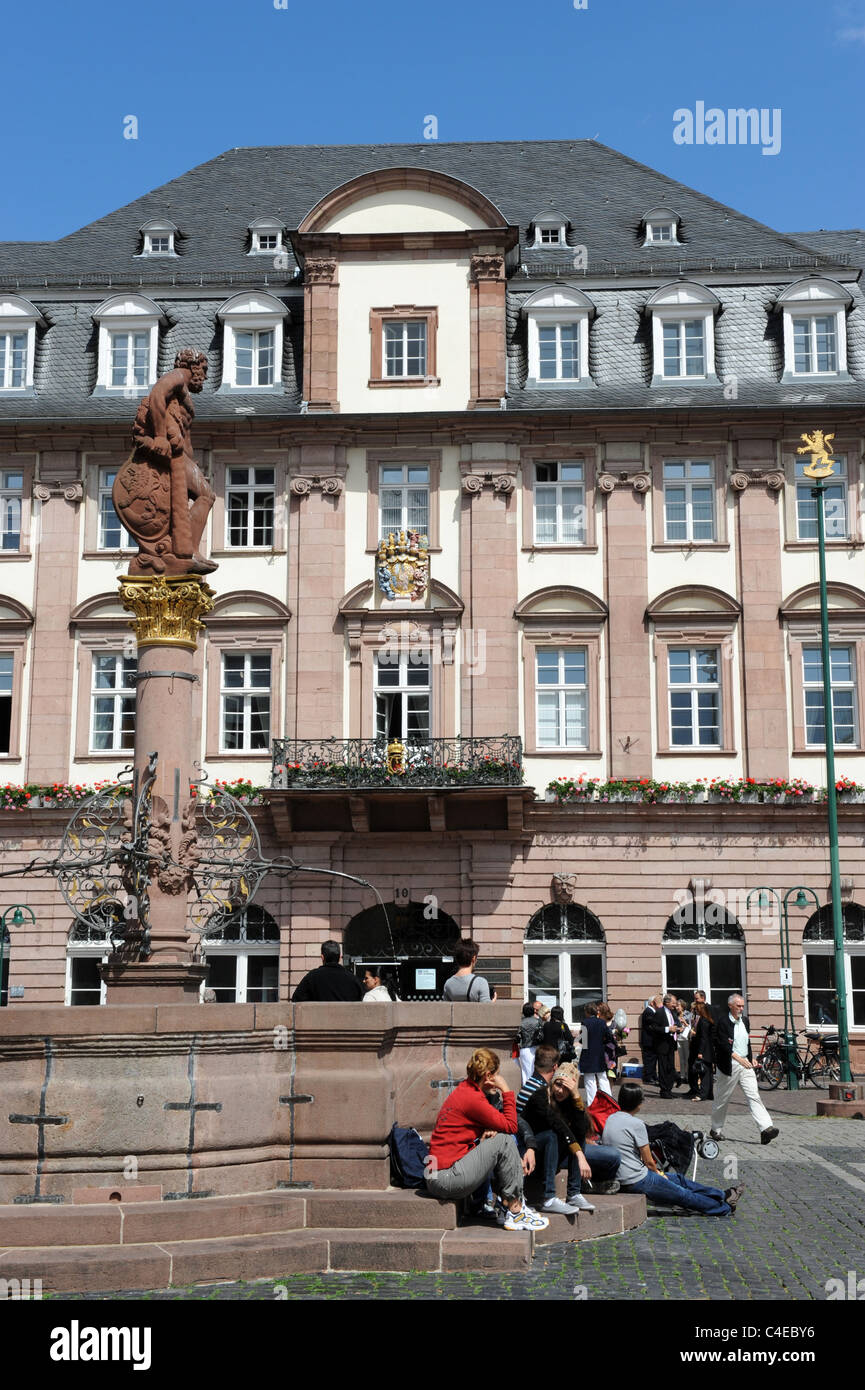 The rathaus and marktplatz heidelberg hi-res stock photography and ...