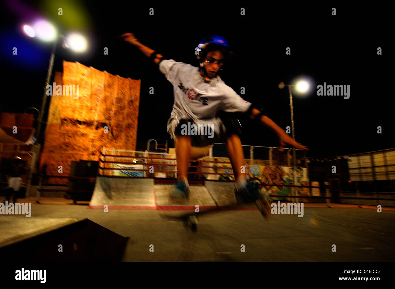 Skateboard Park Stunts and Tricks Stock Photo - Alamy