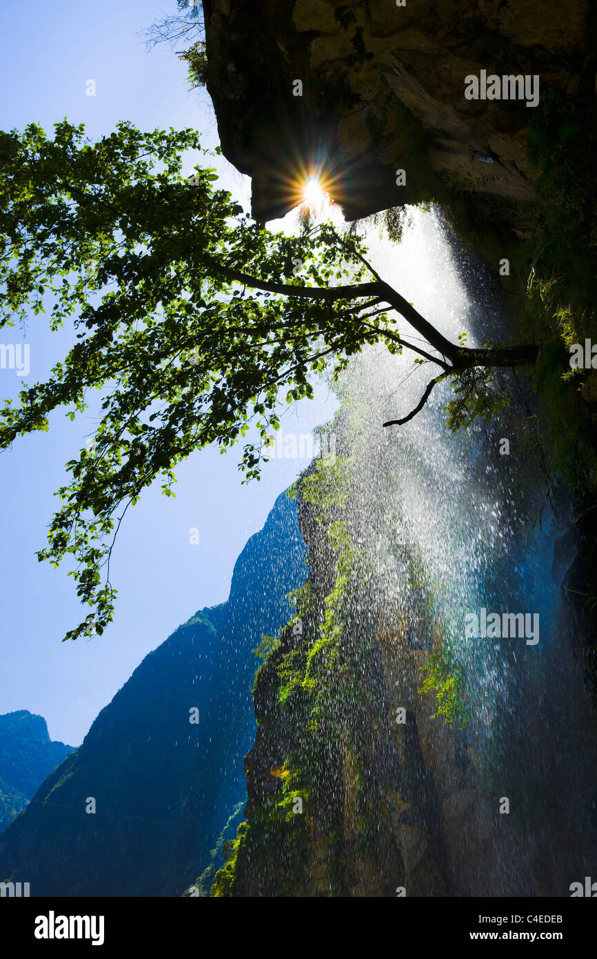 Yalong River gorge between Xichang and Julong. China Stock Photo - Alamy