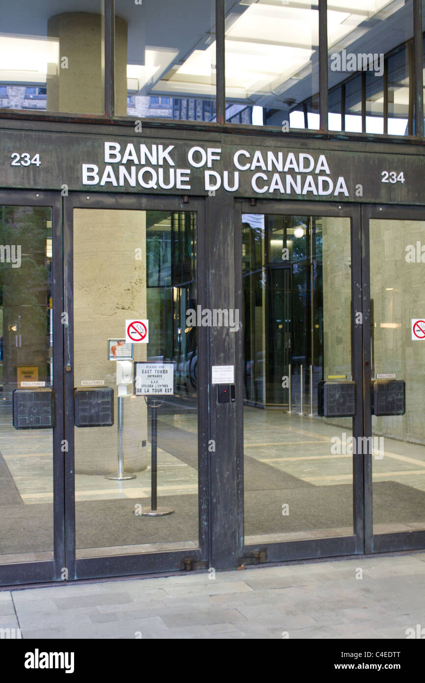 "bank of canada" building entrance Stock Photo - Alamy