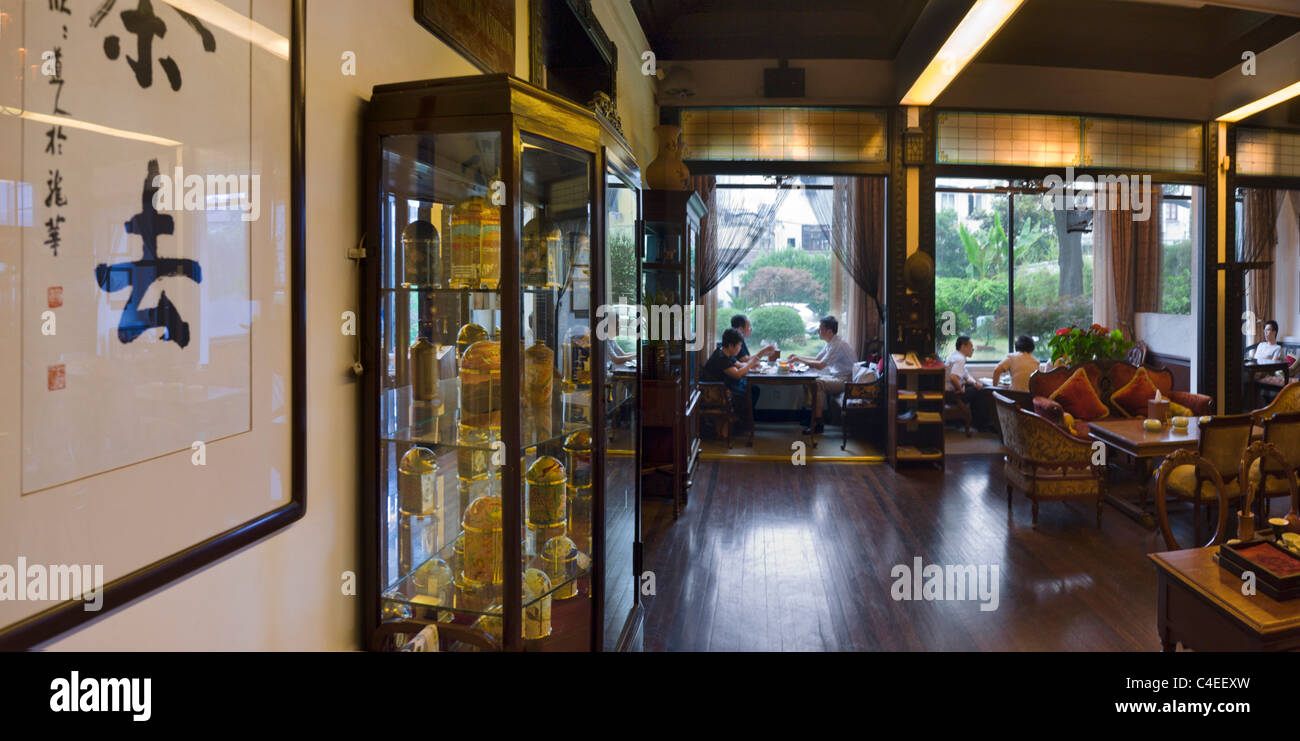 Daketang dak town shanghai tea hi-res stock photography and images - Alamy