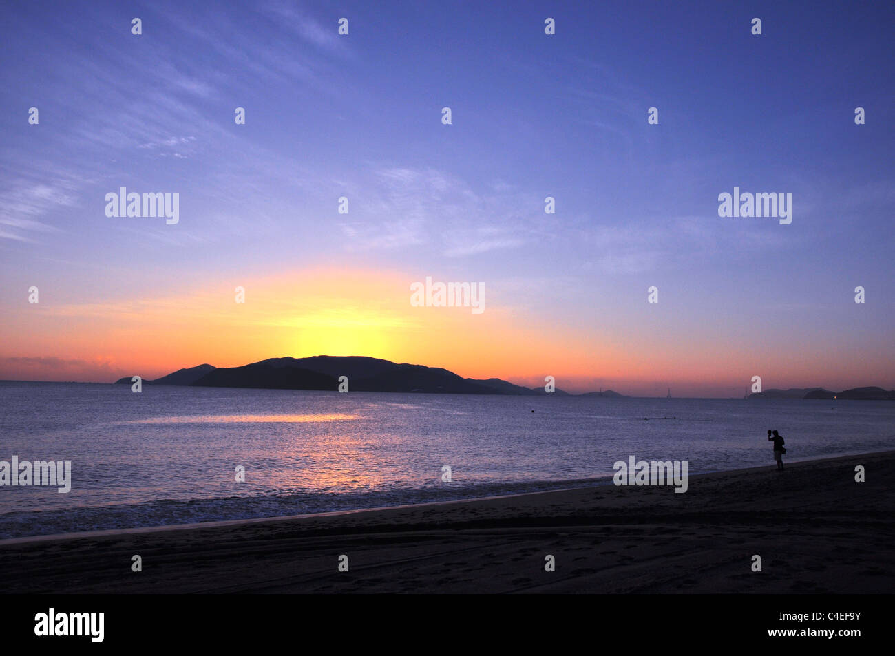Sunrise landscape at sea hi-res stock photography and images - Alamy