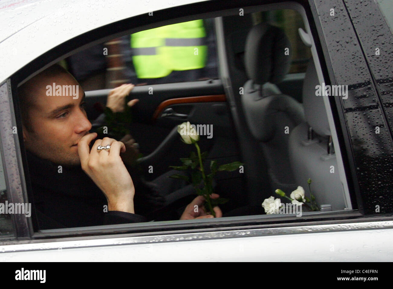 George best funeral hi-res stock photography and images - Alamy