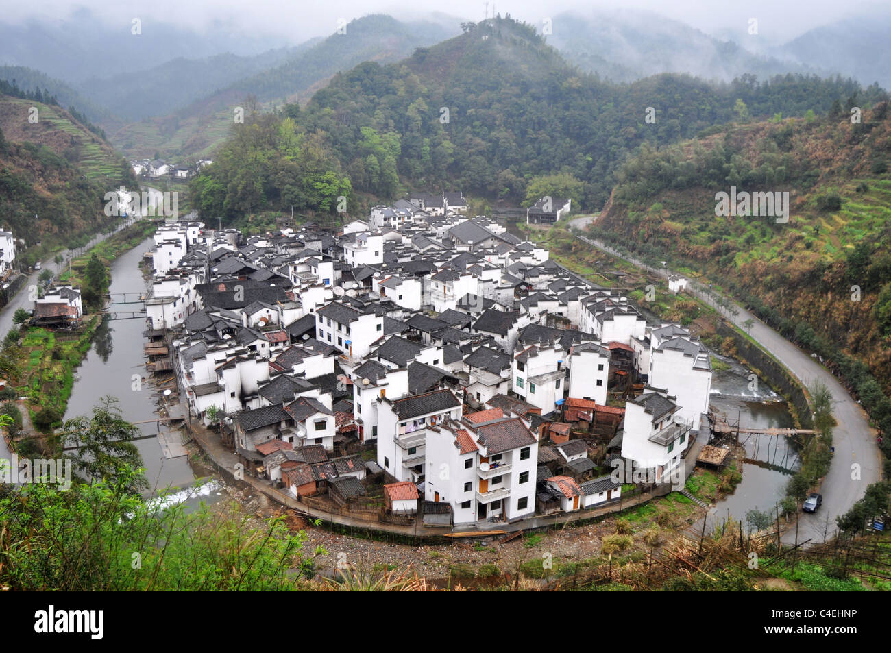 Old chinese houses river hi-res stock photography and images - Alamy