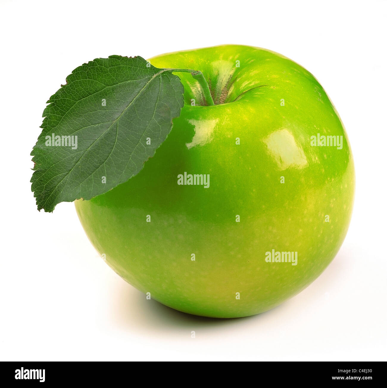 fresh green apple with green leaf Stock Photo - Alamy