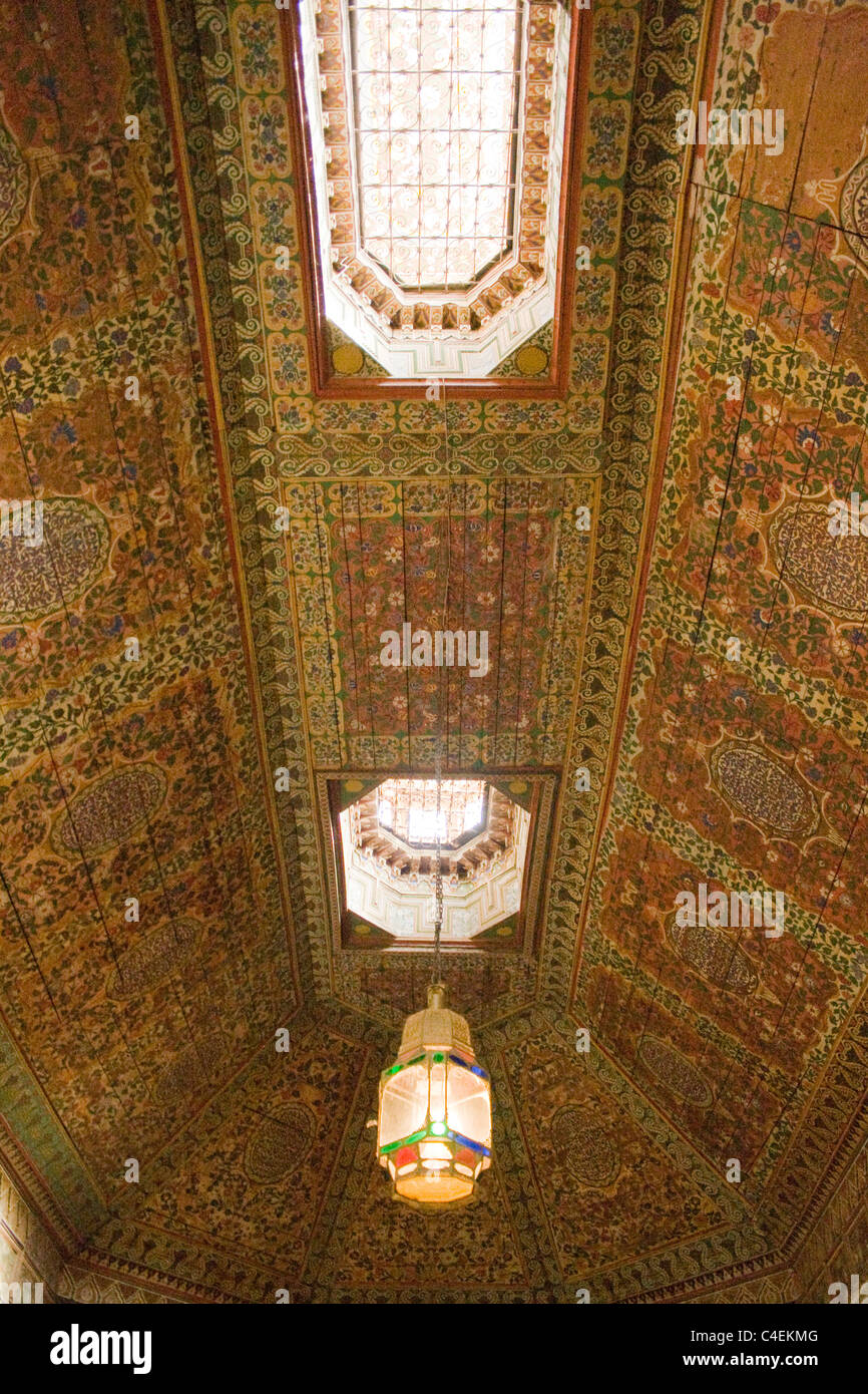 Moroccan ceiling hi-res stock photography and images - Alamy