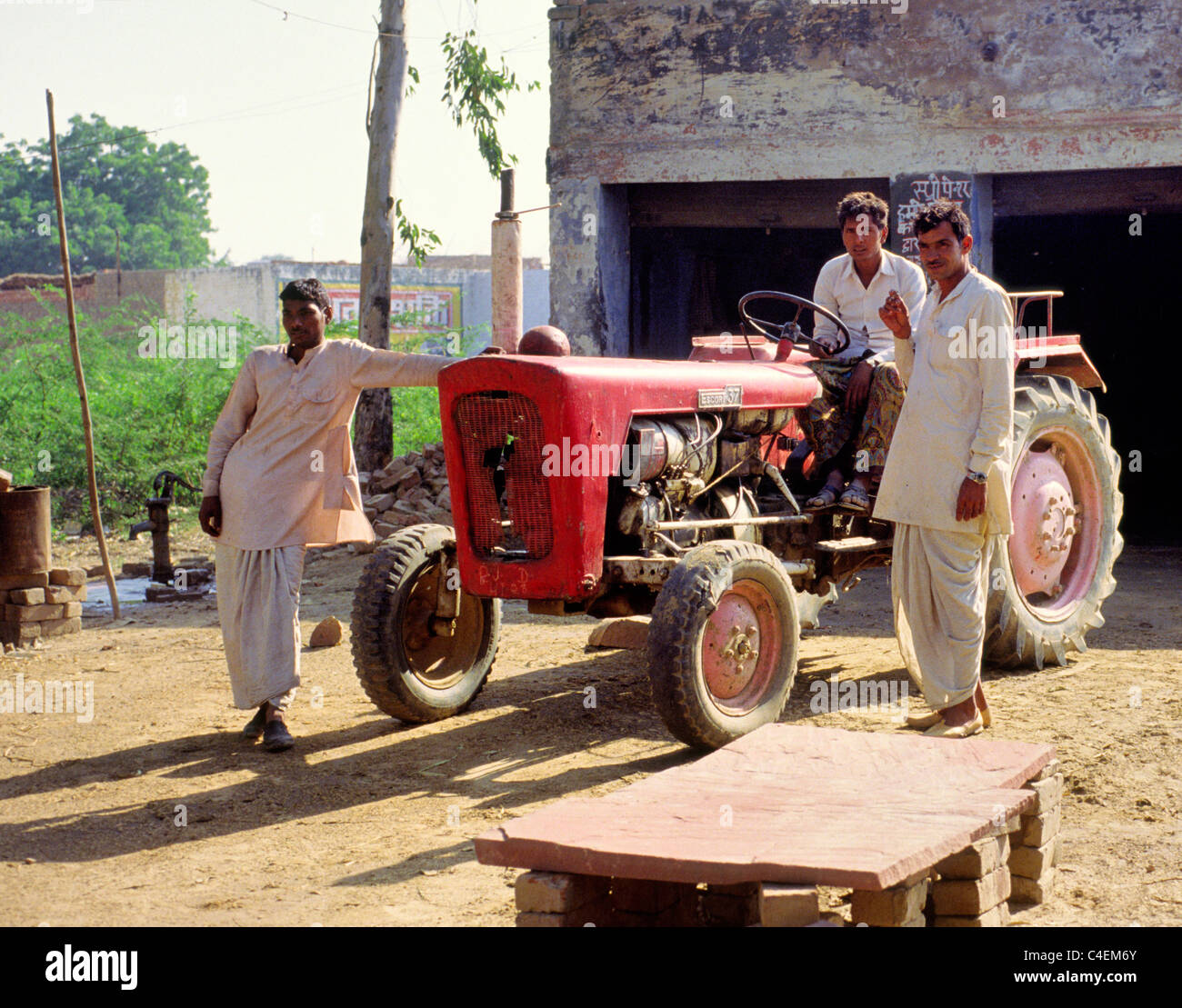 Tractor owners hi-res stock photography and images - Alamy