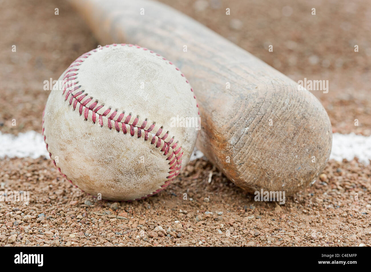 Baseball bat hi-res stock photography and images - Alamy