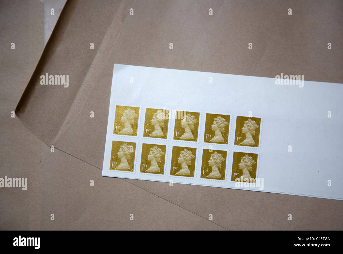 Gold stamps hi-res stock photography and images - Alamy