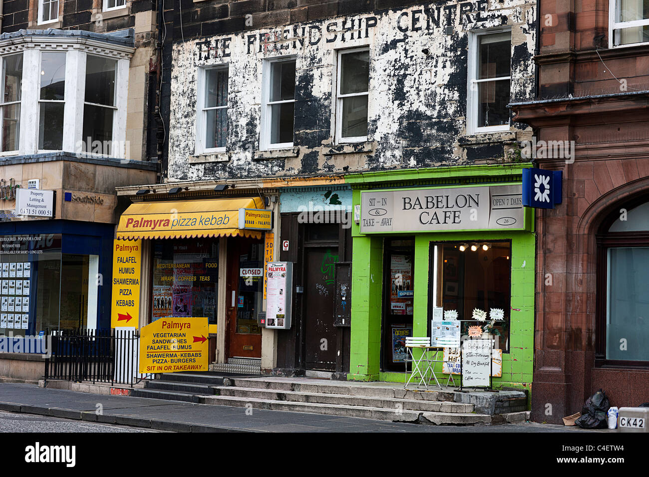 Shop fronts hi-res stock photography and images - Alamy