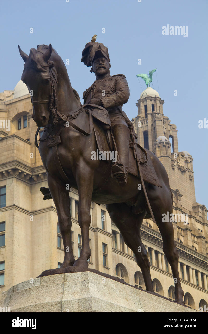 King Edward VII statue in front of the Liver Building, The Pier Head ...