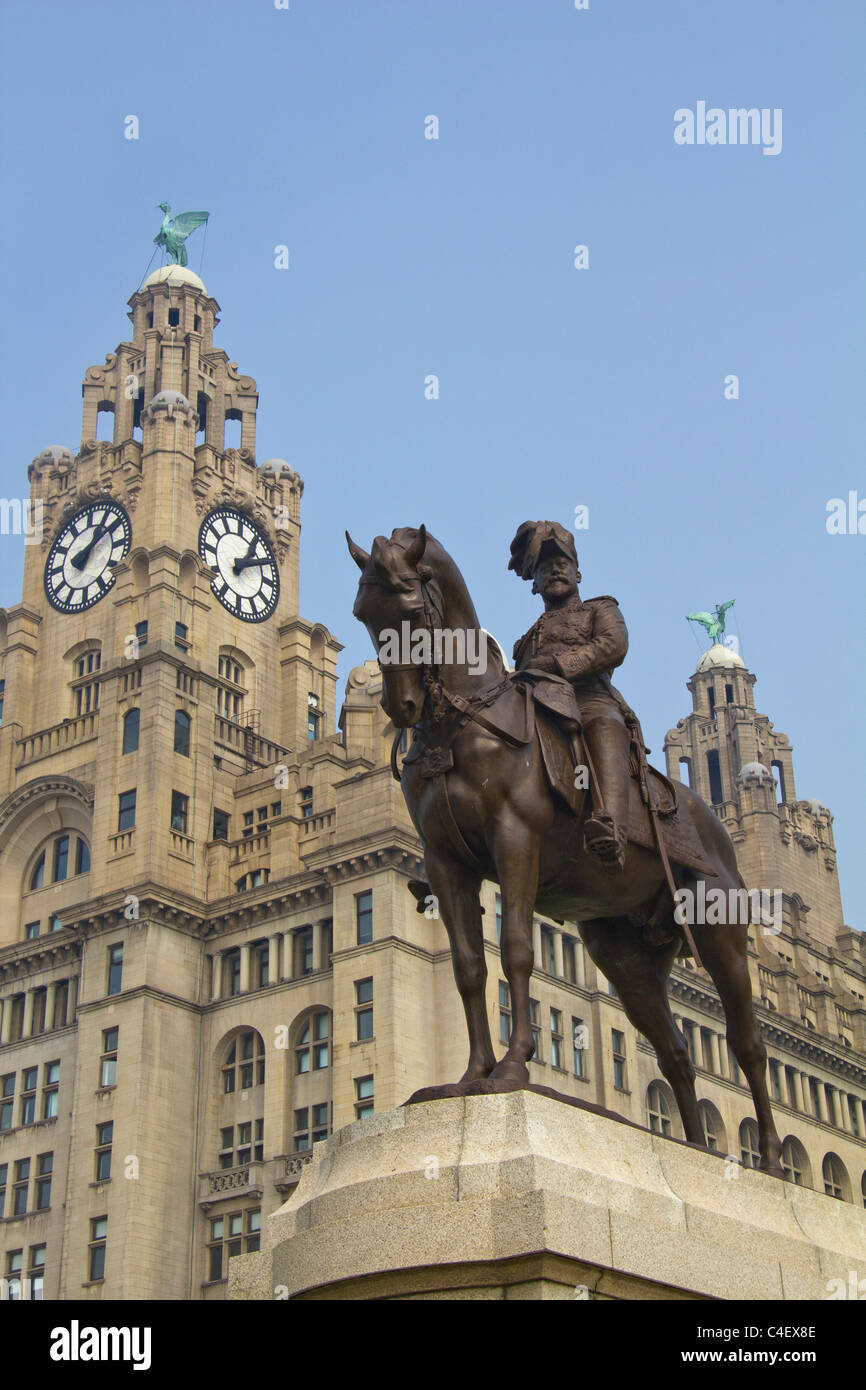 King Edward VII statue in front of the Liver Building, The Pier Head ...