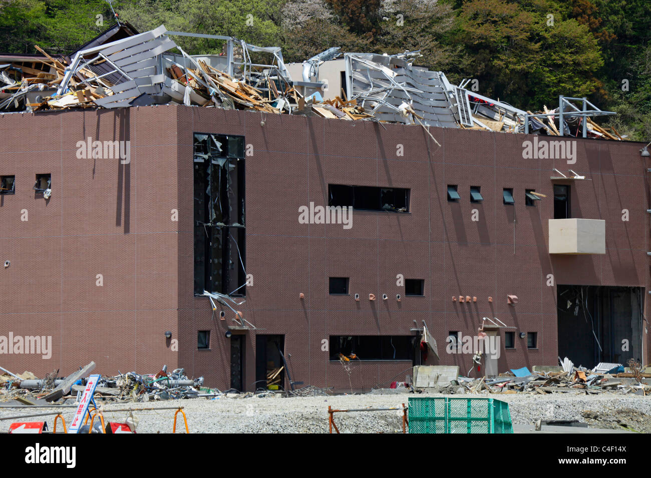 A building destructed by Tsunami 11th March 2011 Stock Photo - Alamy