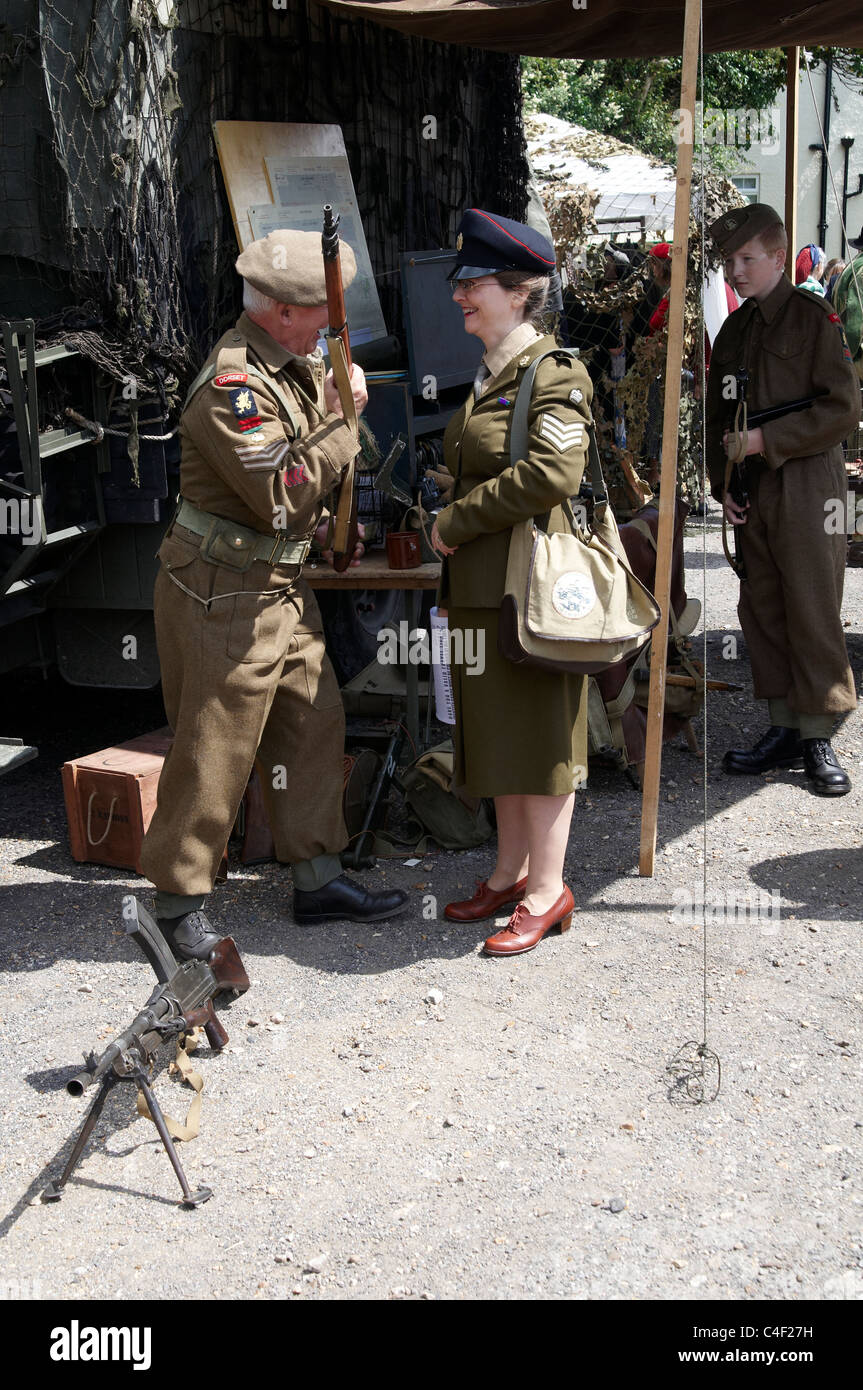 Wartime tribute hi-res stock photography and images - Alamy