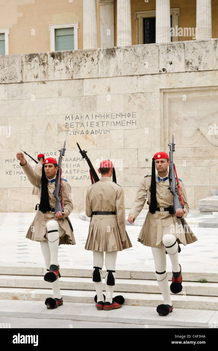 Evzones, the Greek Presidential Guards outside the Greek Parliament ...
