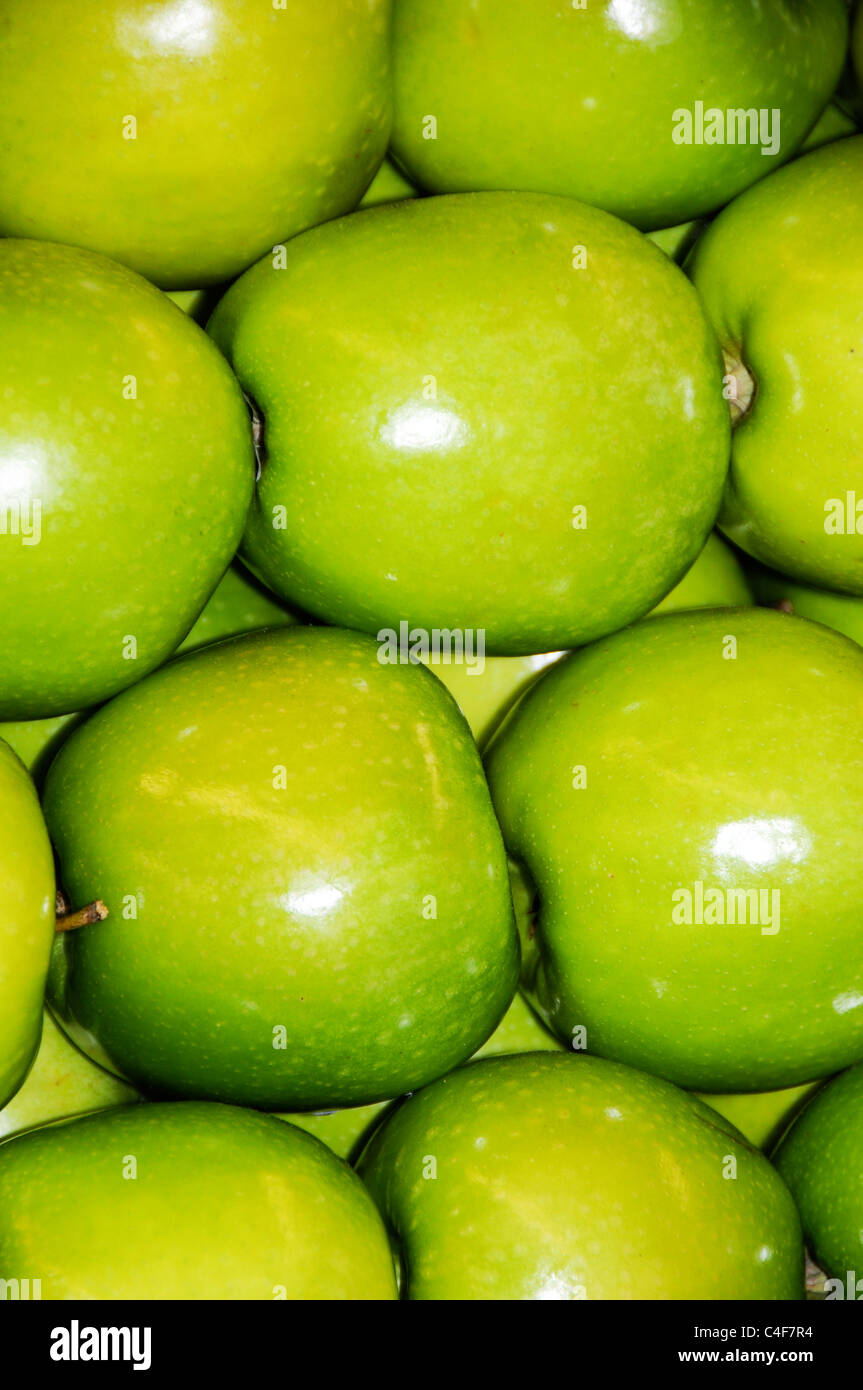 Apples smooth texture hi-res stock photography and images - Alamy
