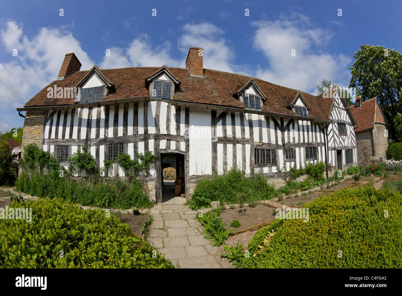 Mary arden house stratford on hi-res stock photography and images - Alamy