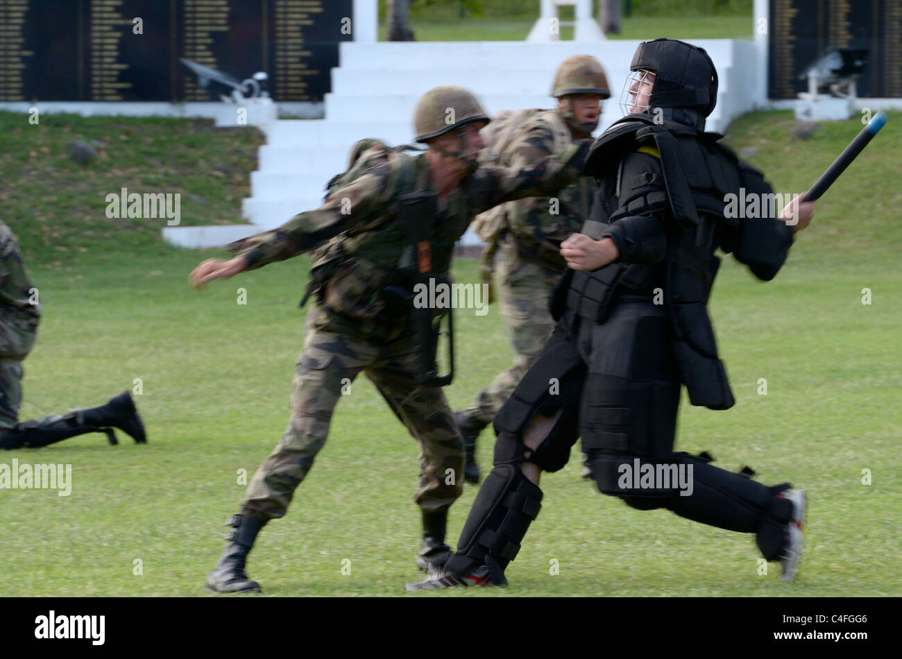 Show of French forces paratroopers in La Reunion Stock Photo - Alamy