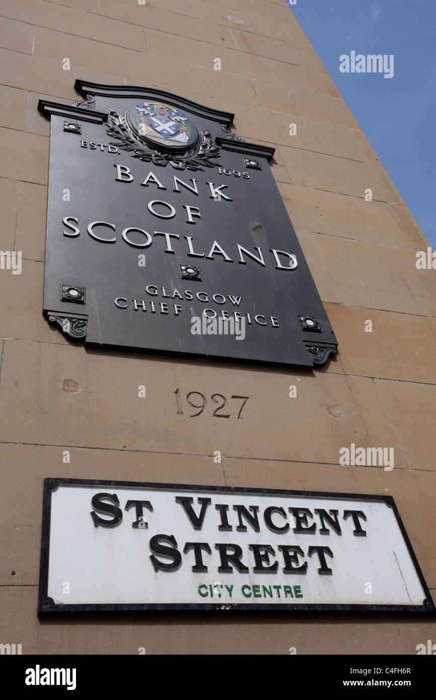 Glasgow st sign hi-res stock photography and images - Alamy