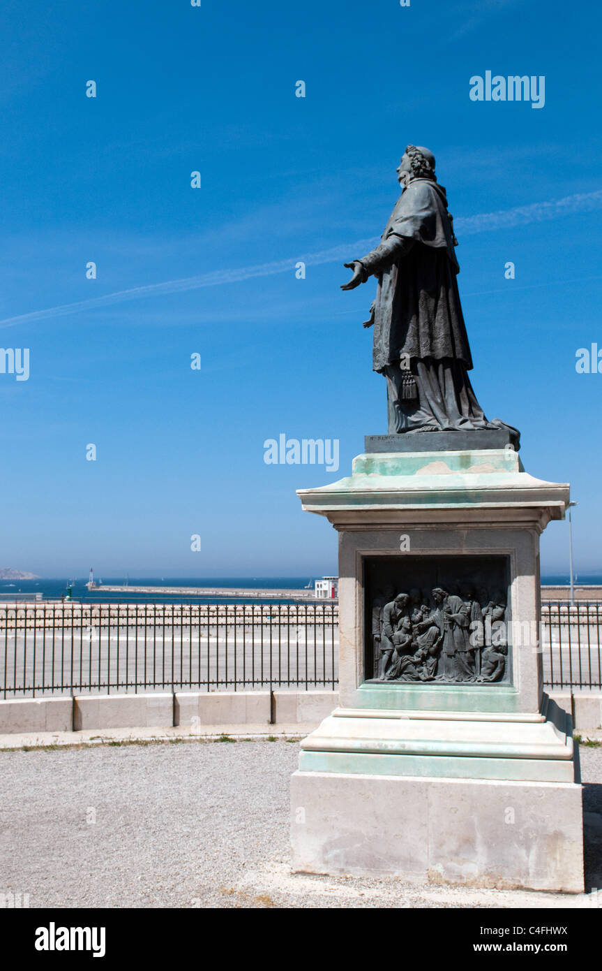 Mgr. Belsunce's statue, Cathedral La Major, Marseille Stock Photo - Alamy
