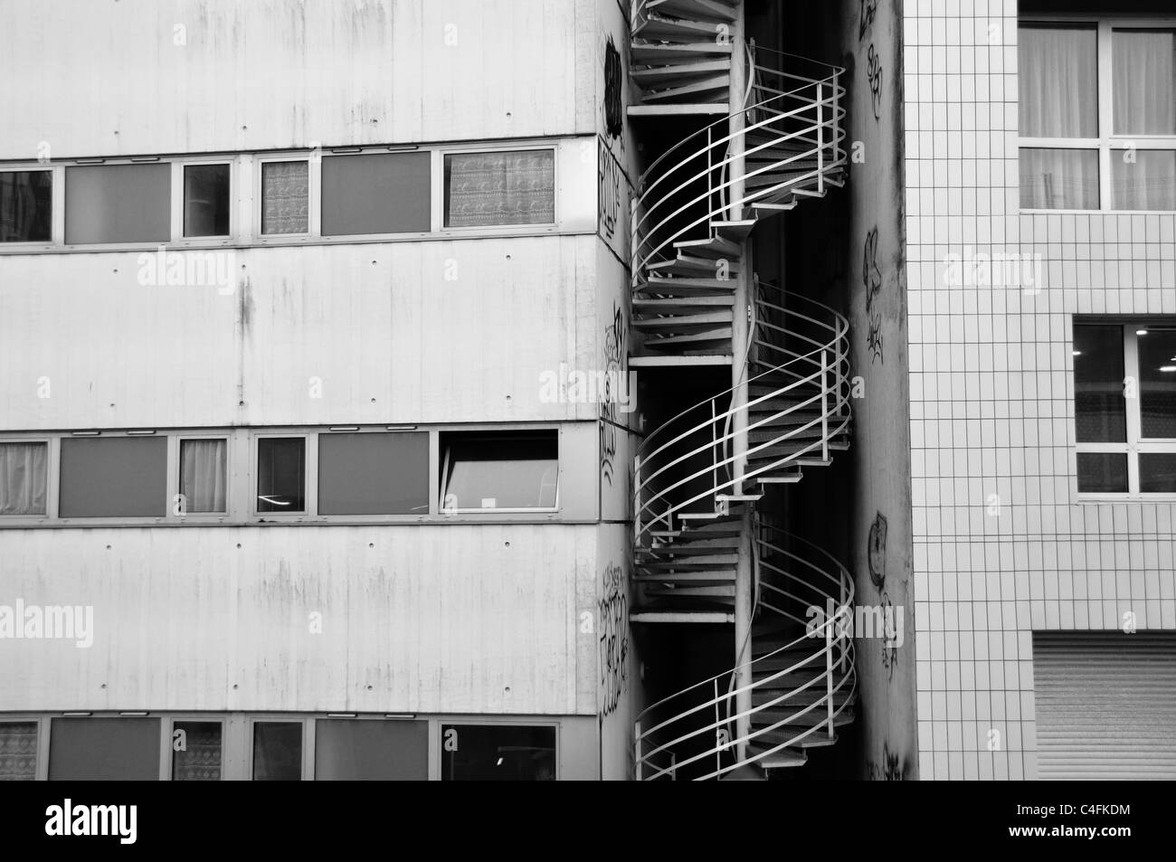 Black fire escape hi-res stock photography and images - Alamy