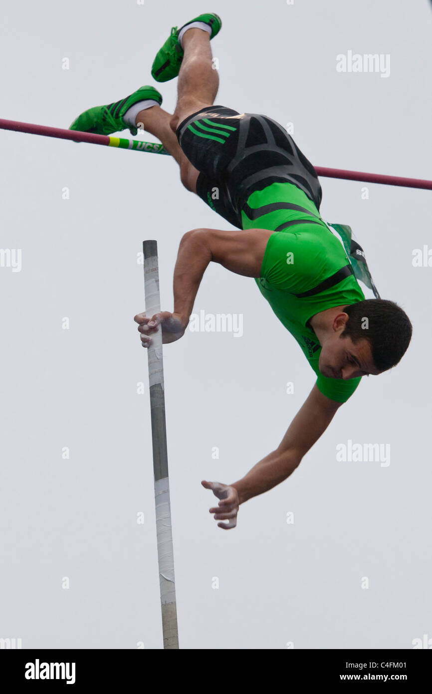French pole vaulter hi-res stock photography and images - Alamy
