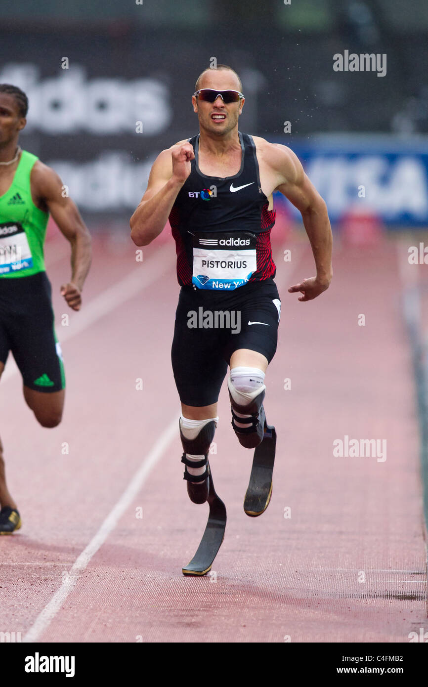 400 meters race hi-res stock photography and images - Alamy