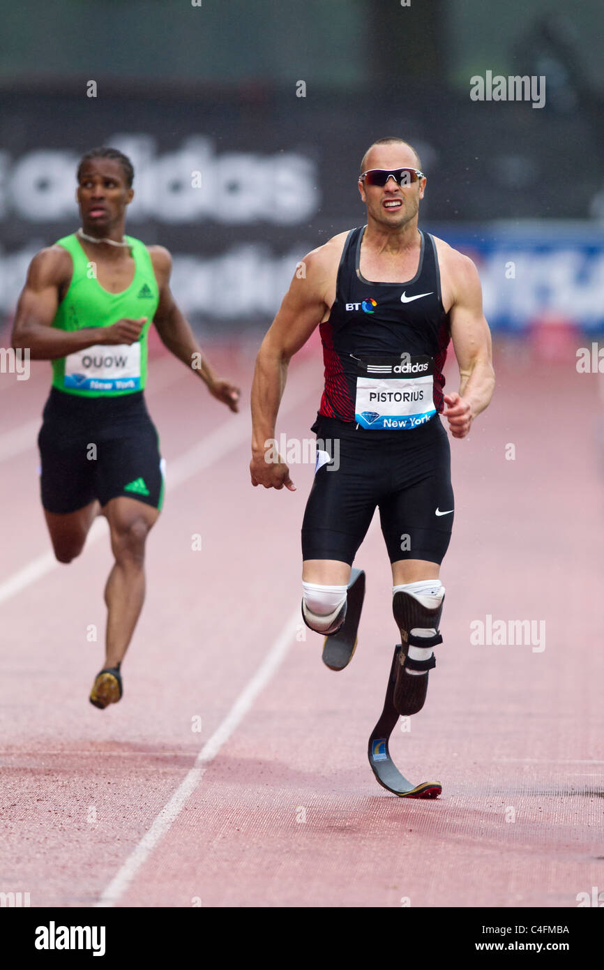400 meters race hi-res stock photography and images - Alamy