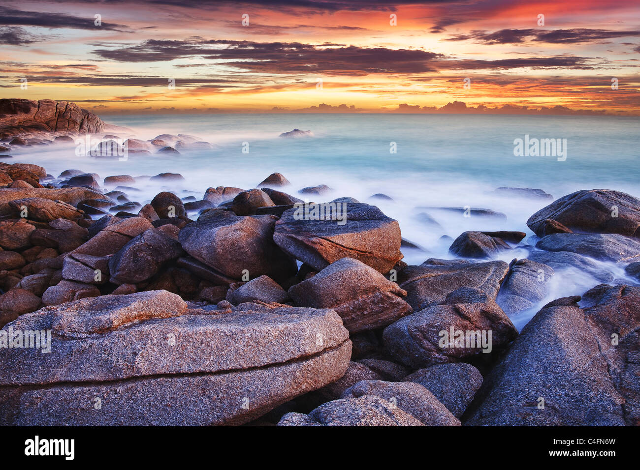 Long exposure sea water hi-res stock photography and images - Alamy