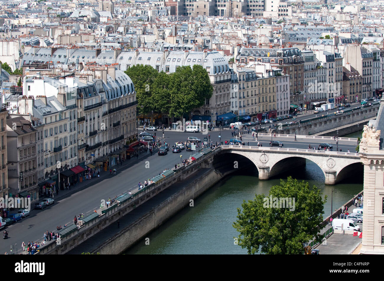 The pont saint michel hi-res stock photography and images - Alamy