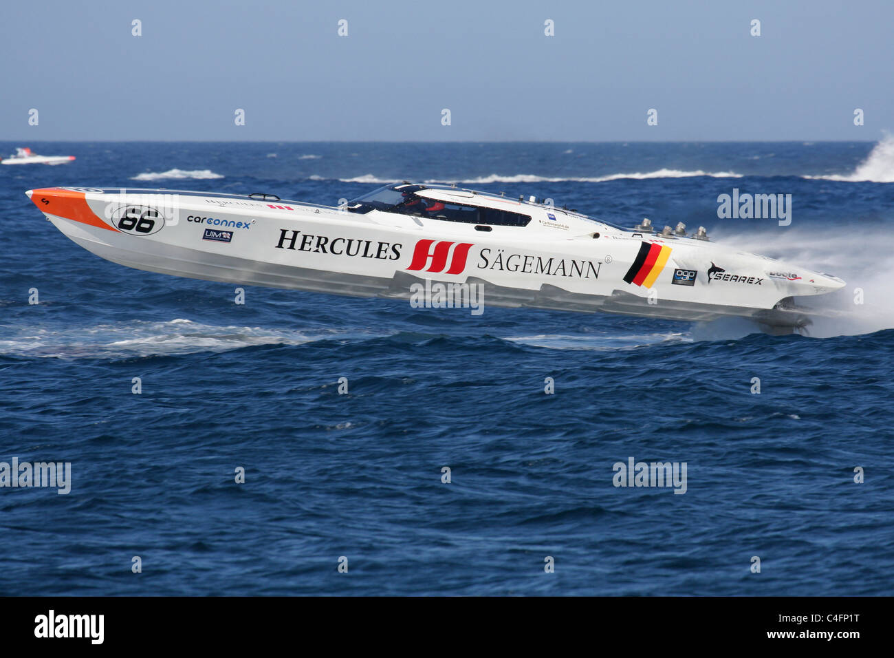 Powerboat racing hi-res stock photography and images - Alamy