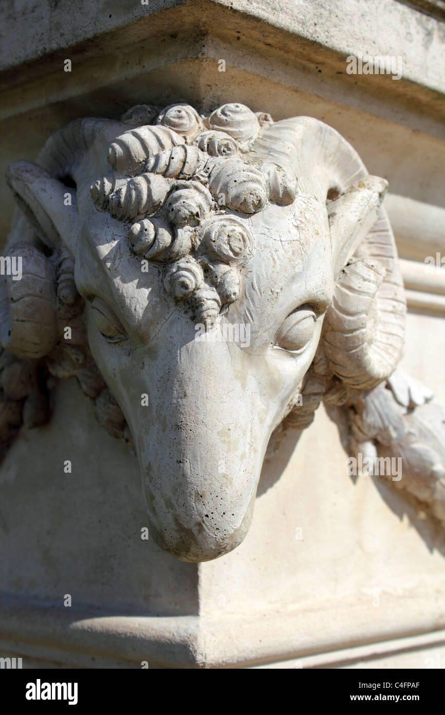 Ram's head architectural detail, Chiswick House, London, England, UK ...