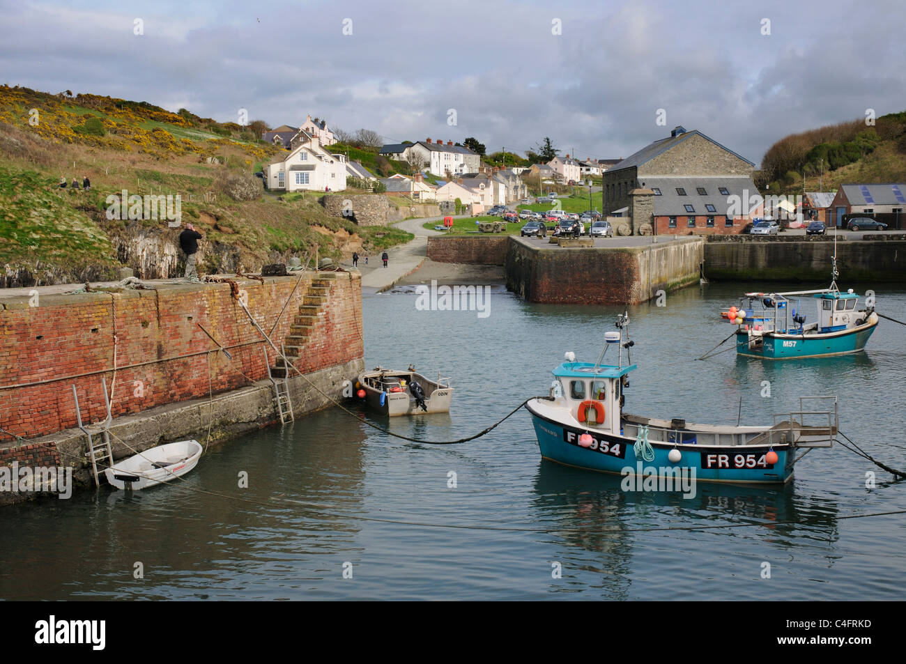 Porthgain hi-res stock photography and images - Alamy